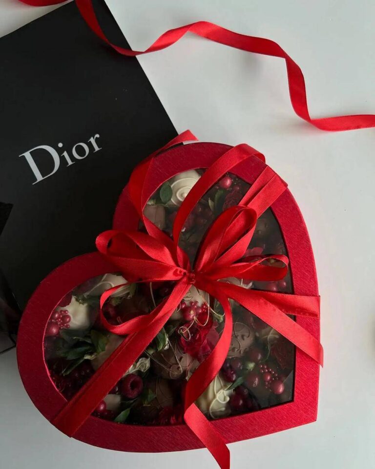 Rigid Cardboard Romantic Valentine's Day Heart Shape Chocolate Gift Box ...